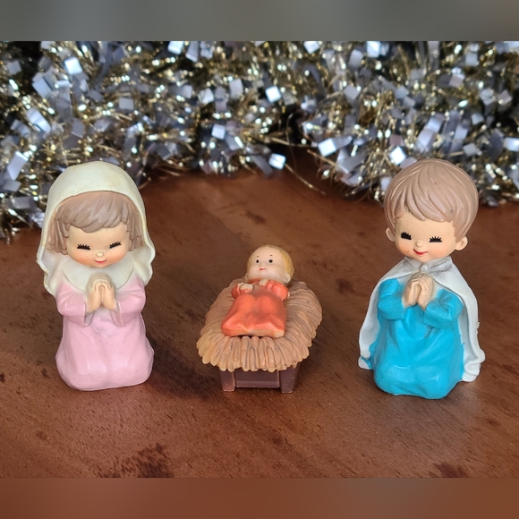 Enesco | Holiday | Vintage 3 Piece Manger Scene In Box | Poshmark